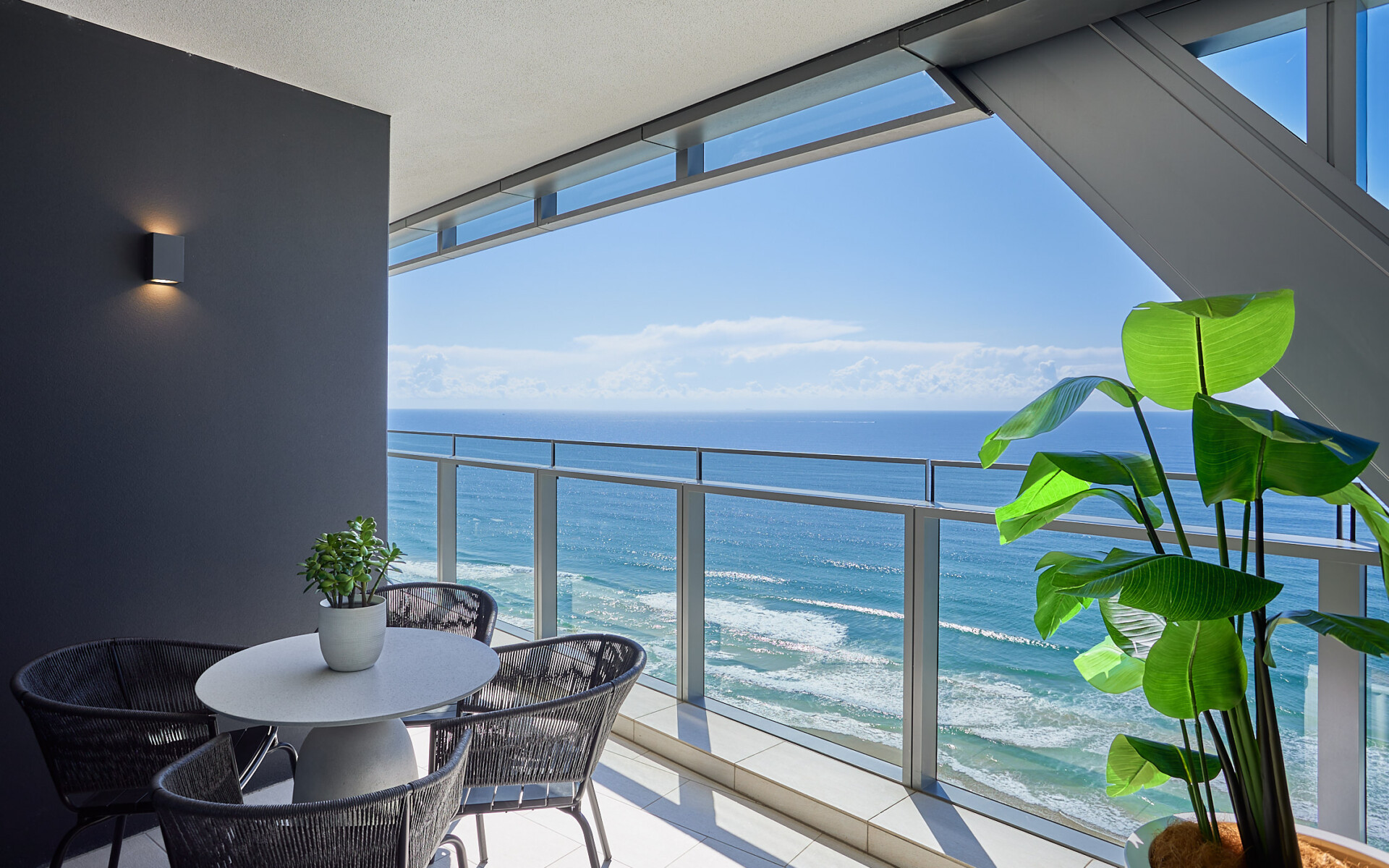 Luxurious beachfront apartments - TOTAL Property Group
