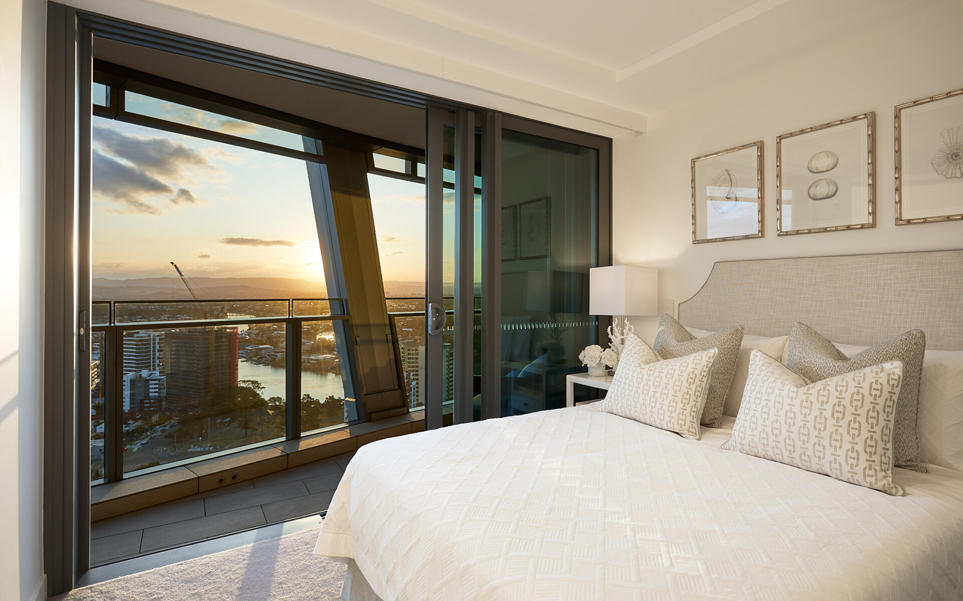 DEMAND FOR LUXURY BEACHFRONT APARTMENTS ON THE GOLD COAST SELLS ...